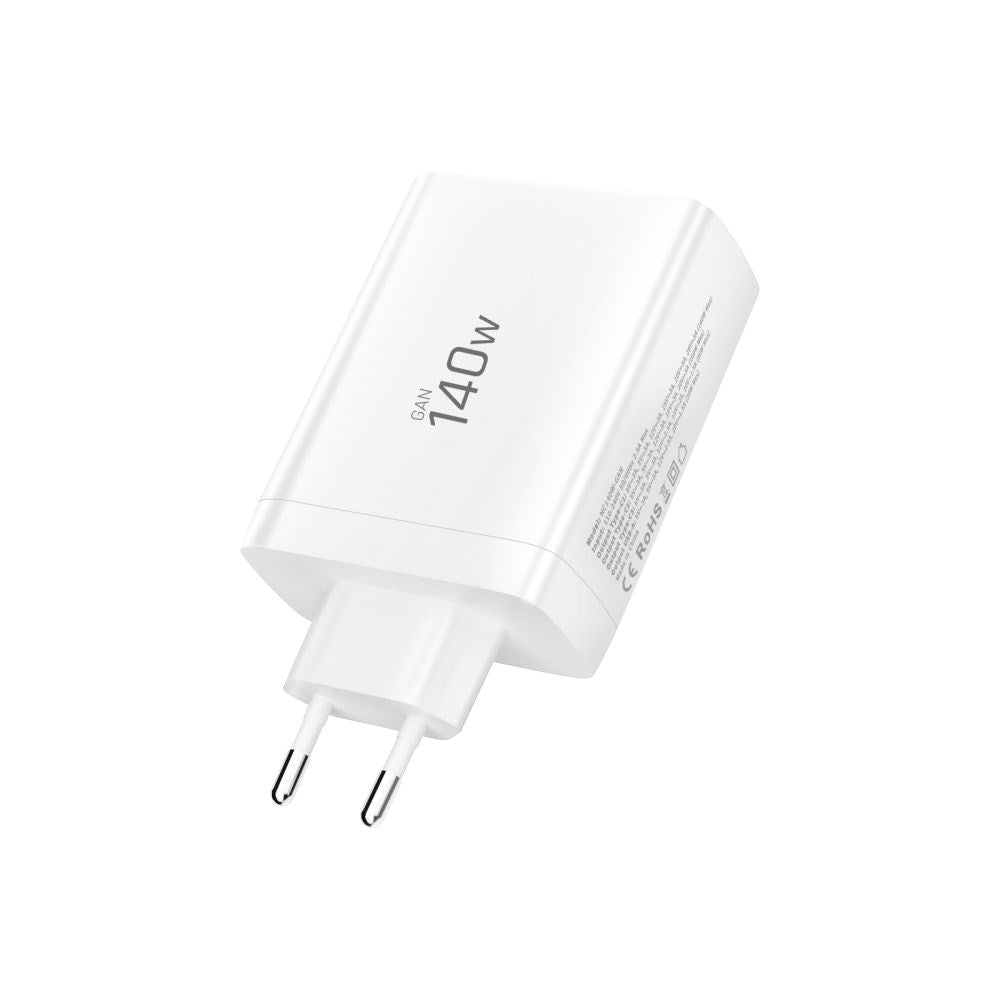 Tech-Protect 140W GaN Vægoplader m. 1 x USB-A & 3 x USB-C - Hvid
